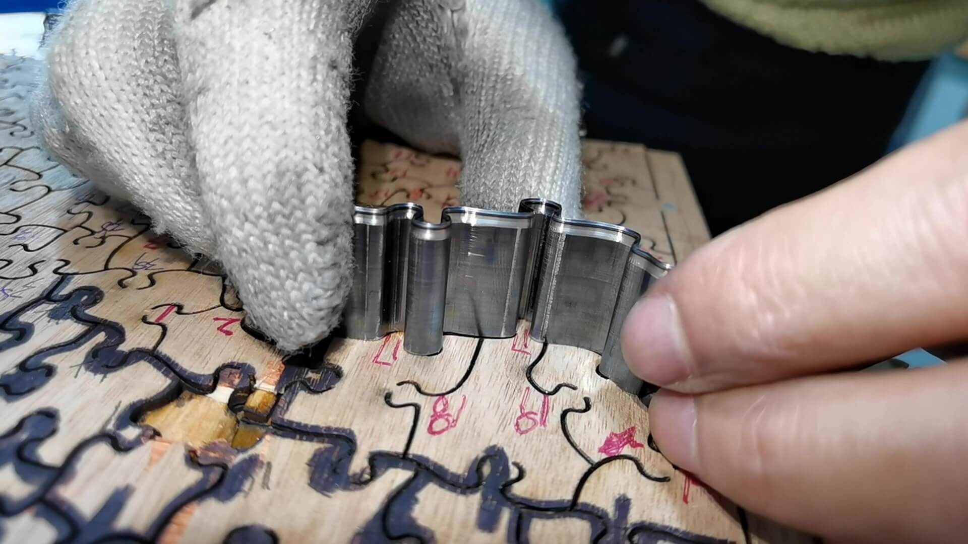 high quality 1000-piece puzzle die maker - Lexson Cutting